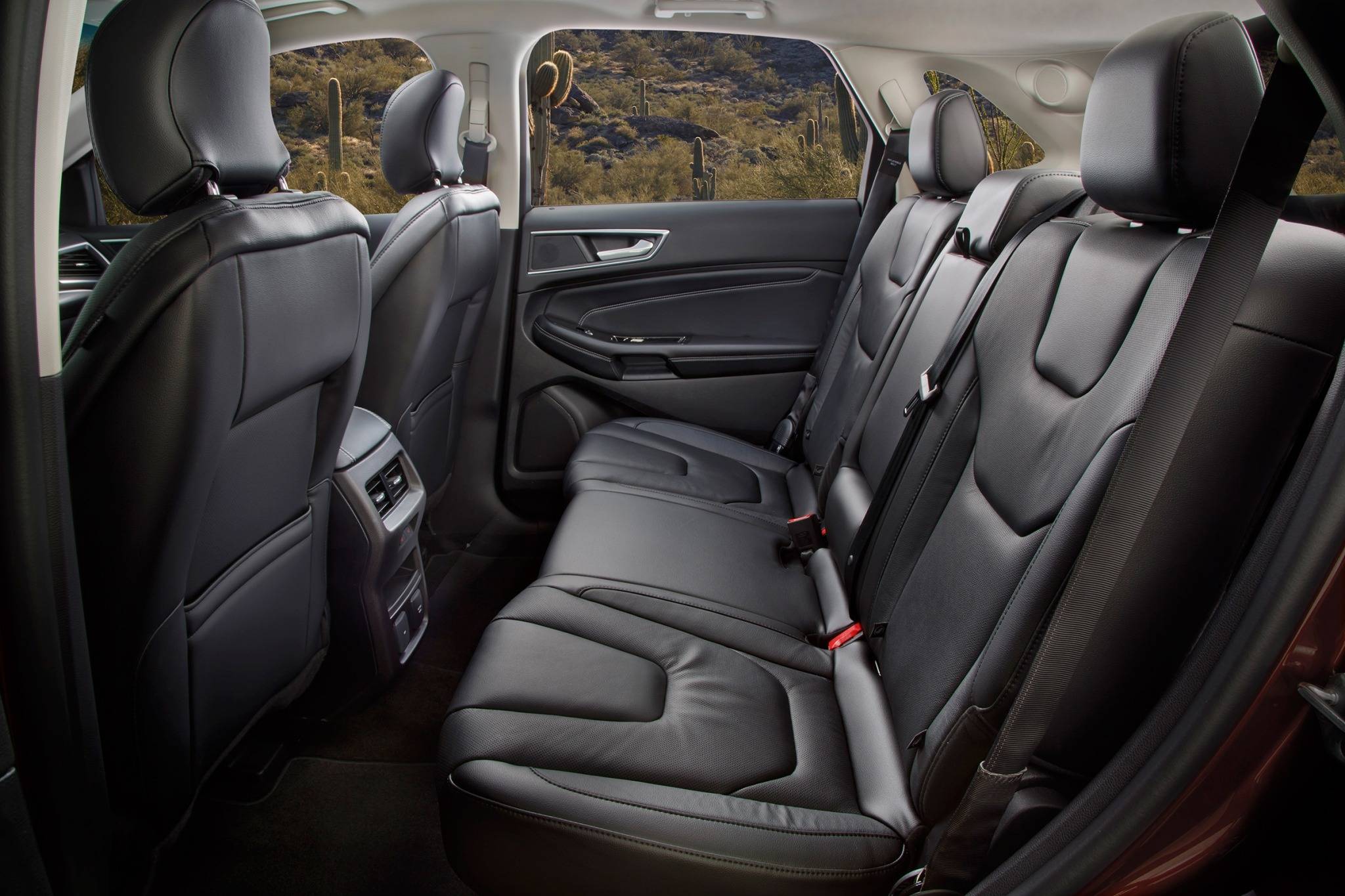 2017 Ford Edge VINs, Configurations, MSRP & Specs - AutoDetective