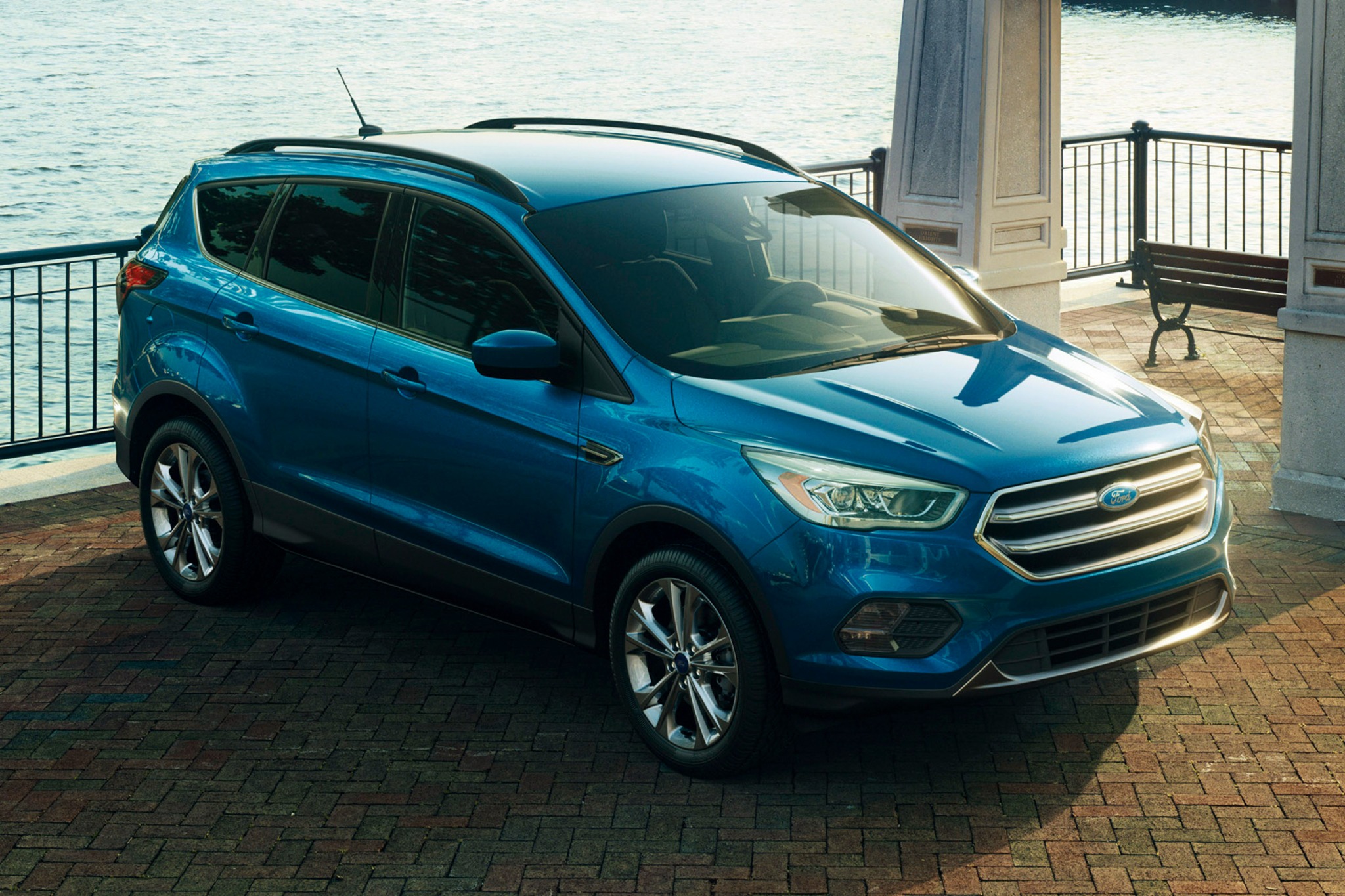 2017 Ford Escape VINs, Configurations, MSRP & Specs - AutoDetective