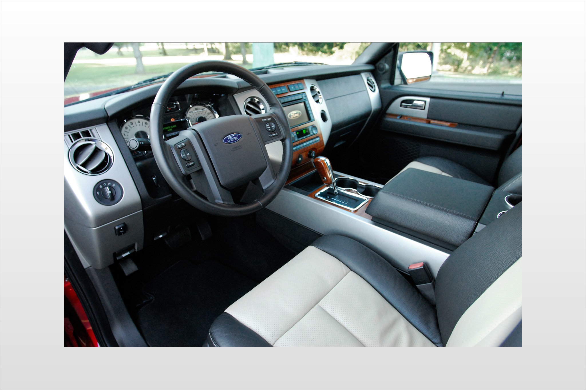 2008 Ford Expedition VIN Check, Specs & Recalls - AutoDetective