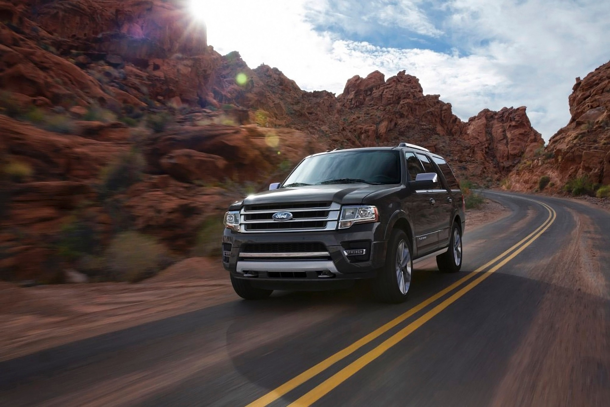 2015 Ford Expedition VINs, Configurations, MSRP & Specs - AutoDetective