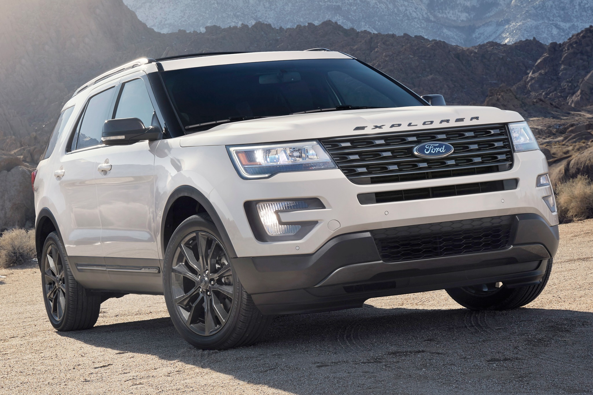 2017 Ford Explorer Police 4WD VIN Number Search - AutoDetective