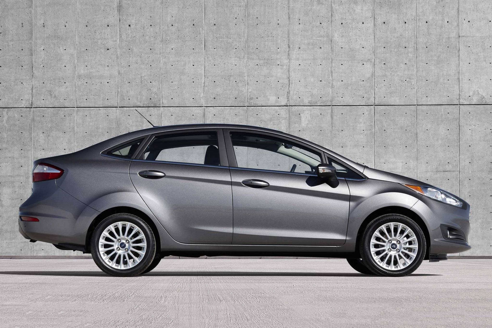 2017 Ford Fiesta VINs, Configurations, MSRP & Specs - AutoDetective 2017 Ford Fiesta VINs, Configurations, MSRP & Specs - AutoDetective