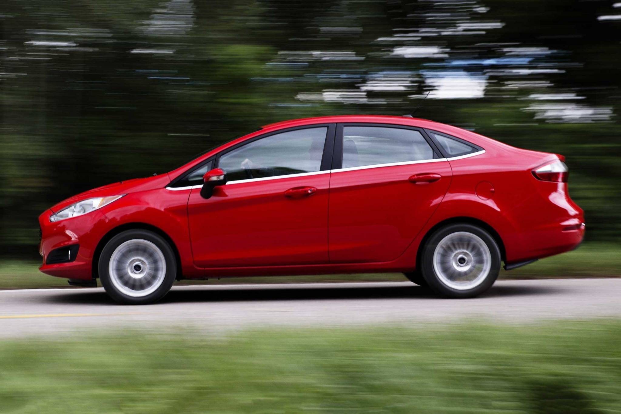 2017 Ford Fiesta VINs, Configurations, MSRP & Specs - AutoDetective