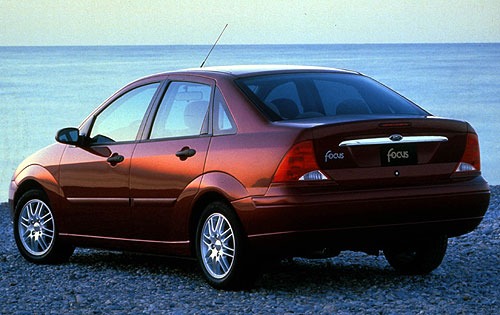 2000 Ford Focus VINs, Configurations, MSRP & Specs - AutoDetective