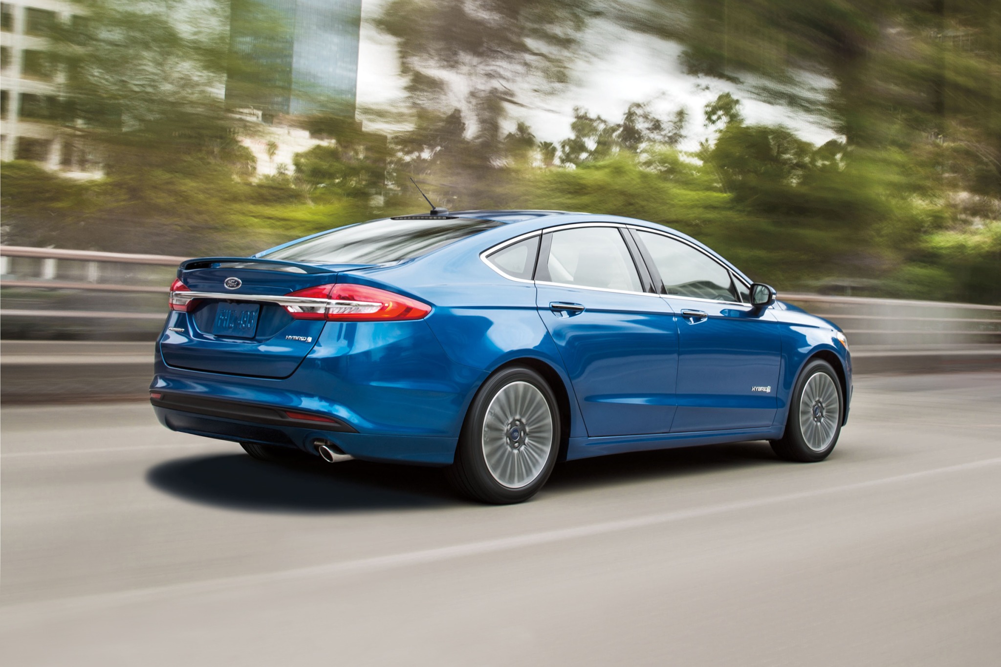 2018 Ford Fusion Hybrid VINs, Configurations, MSRP & Specs - AutoDetective