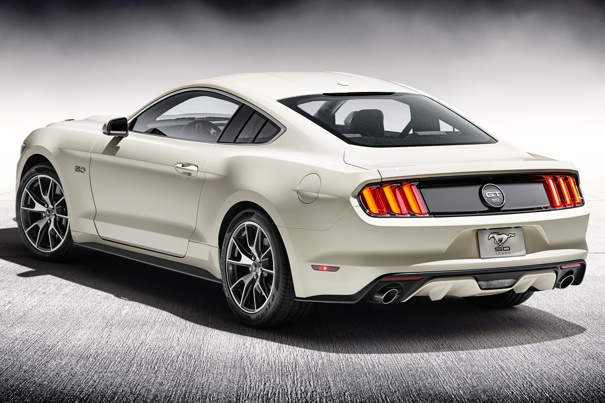 2015 Ford Mustang VINs, Configurations, MSRP & Specs - AutoDetective