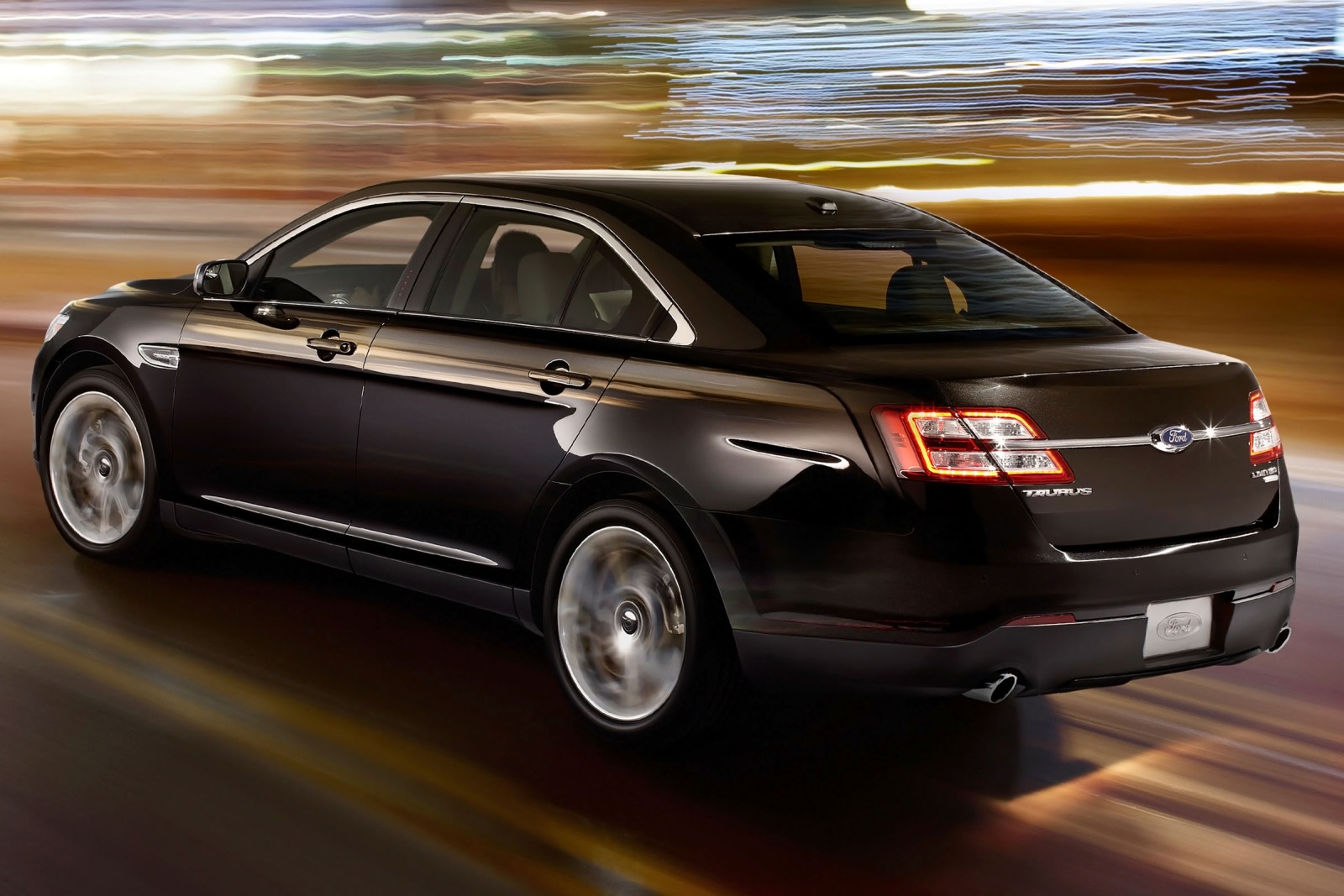 2013 Ford Taurus VINs, Configurations, MSRP & Specs - AutoDetective