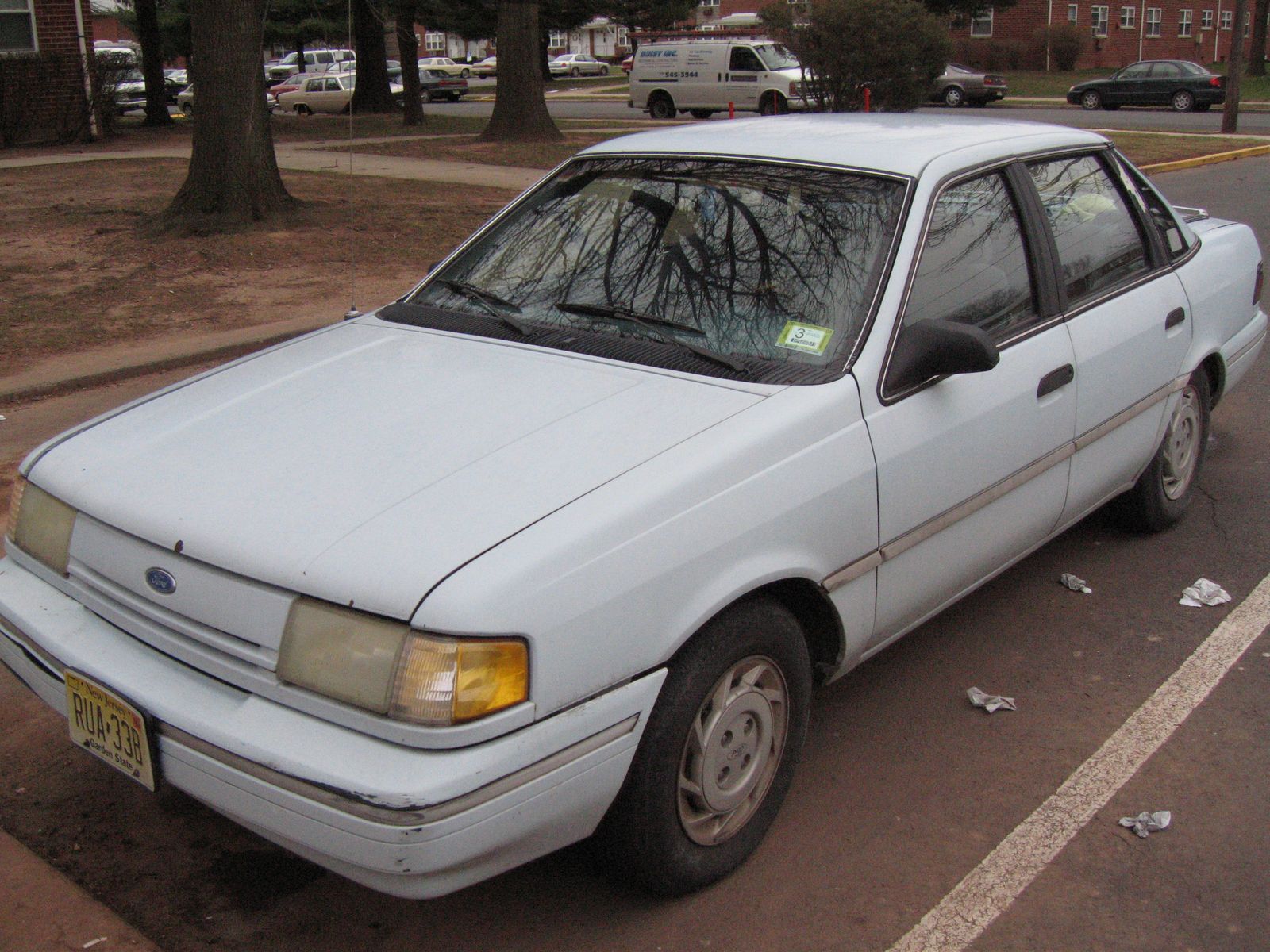 1992 Ford Tempo VINs, Configurations, MSRP & Specs - AutoDetective