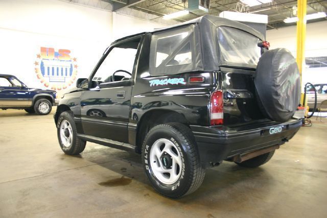 1995 Geo Tracker VINs, Configurations, MSRP & Specs - AutoDetective