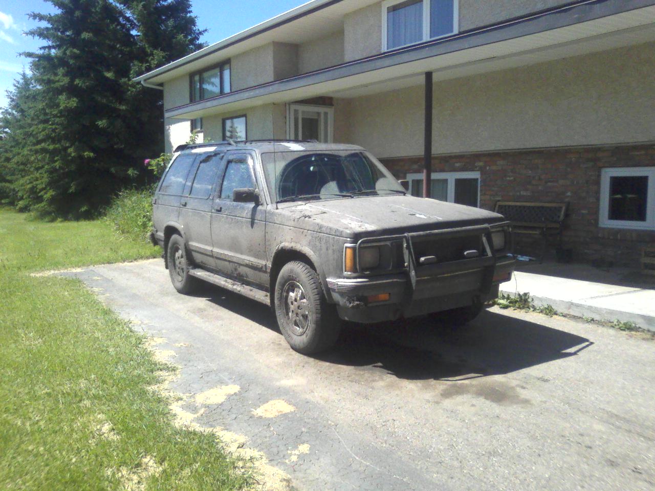 1992 GMC Jimmy VINs, Configurations, MSRP & Specs - AutoDetective