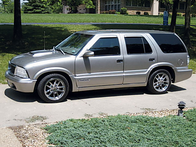 1998 GMC Jimmy VINs, Configurations, MSRP & Specs - AutoDetective