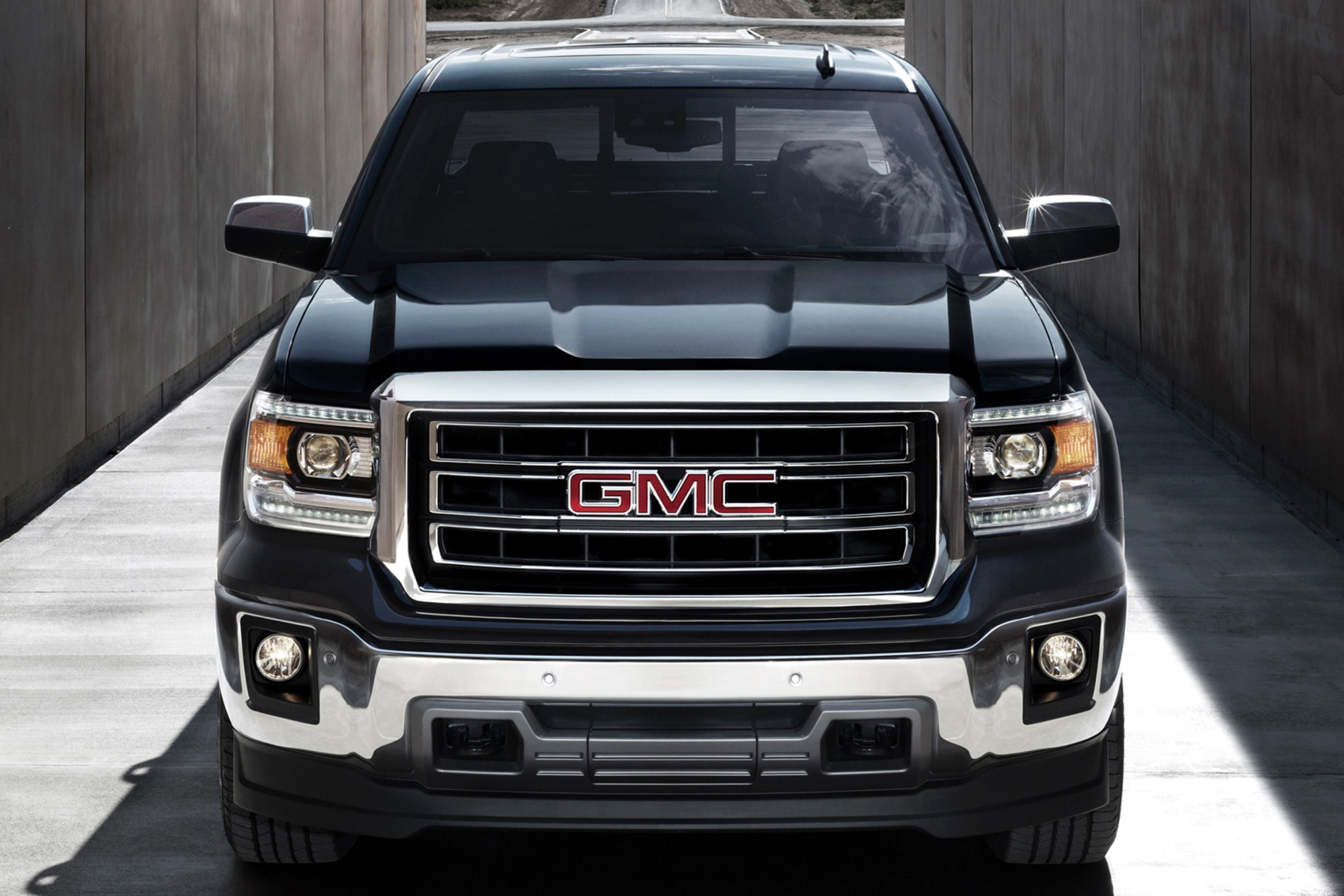 2015 GMC Sierra 1500 VINs, Configurations, MSRP & Specs - AutoDetective