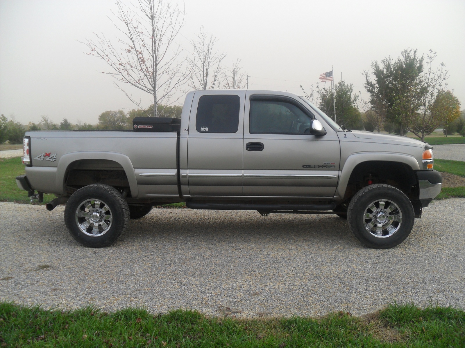 2002 GMC Sierra 2500HD SL 2WD VIN Number Search - AutoDetective