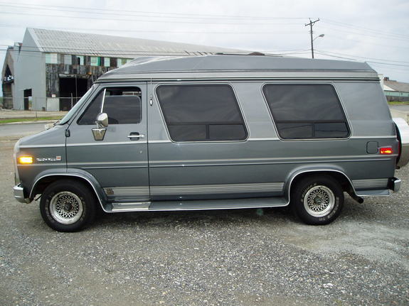 1990 GMC Vandura VINs, Configurations, MSRP & Specs - AutoDetective