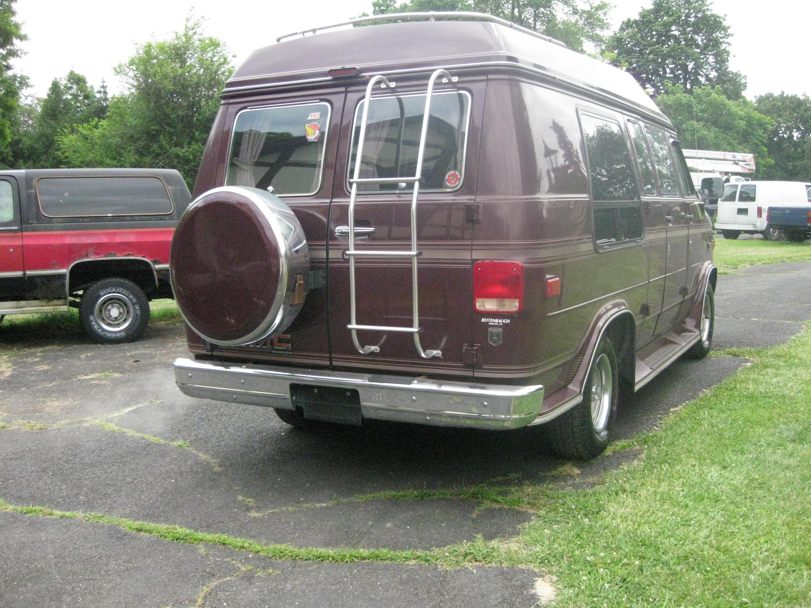 1990 GMC Vandura G3500 HD VIN Number Search - AutoDetective