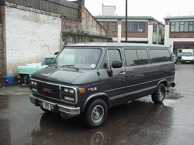 1992 GMC Vandura VINs, Configurations, MSRP & Specs - AutoDetective
