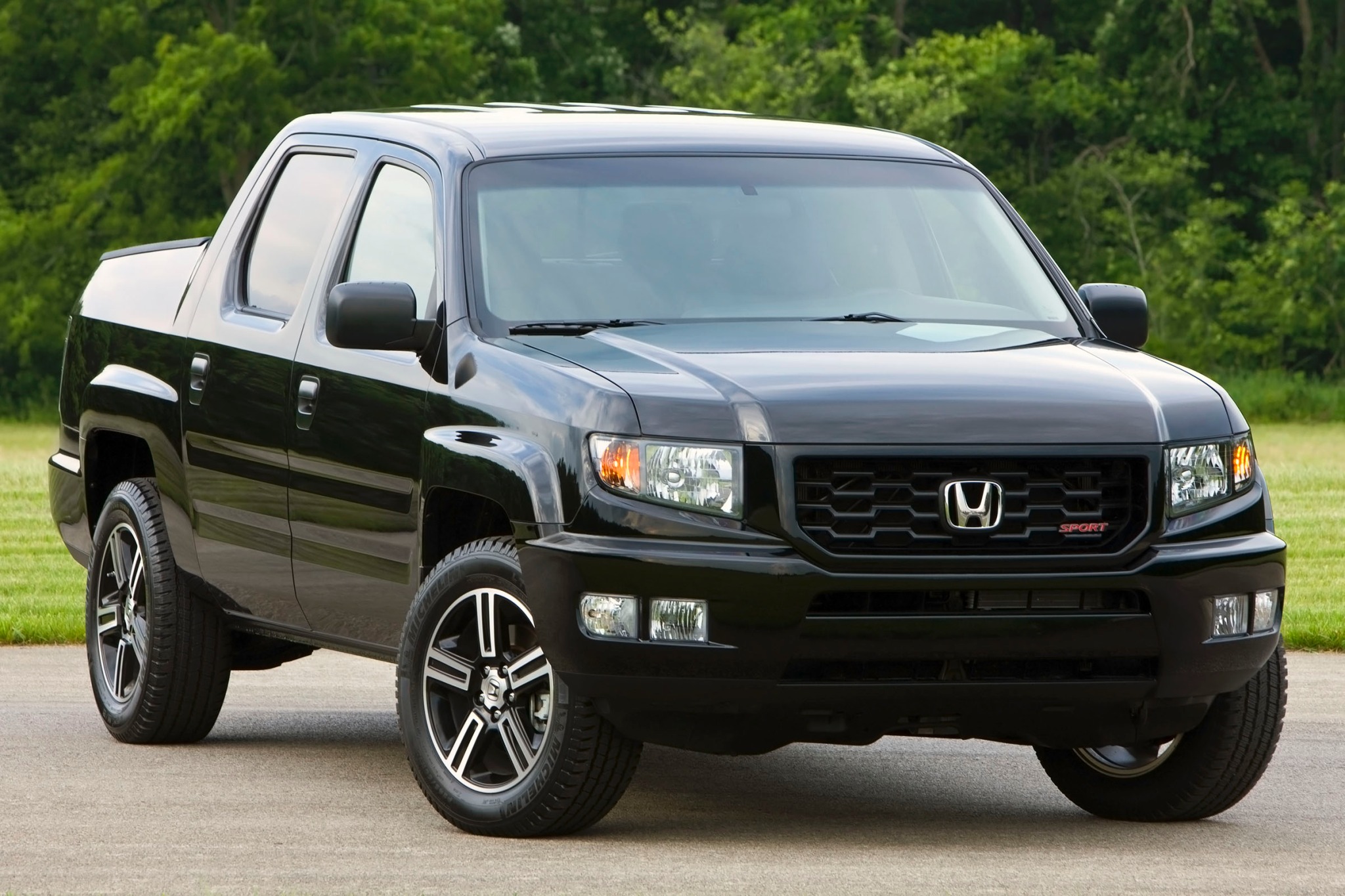 2013 Honda Ridgeline VINs, Configurations, MSRP & Specs - AutoDetective