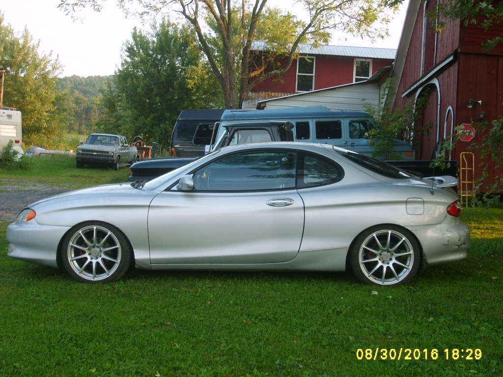 1999 Hyundai Tiburon Specs, Prices, VINs & Recalls - AutoDetective