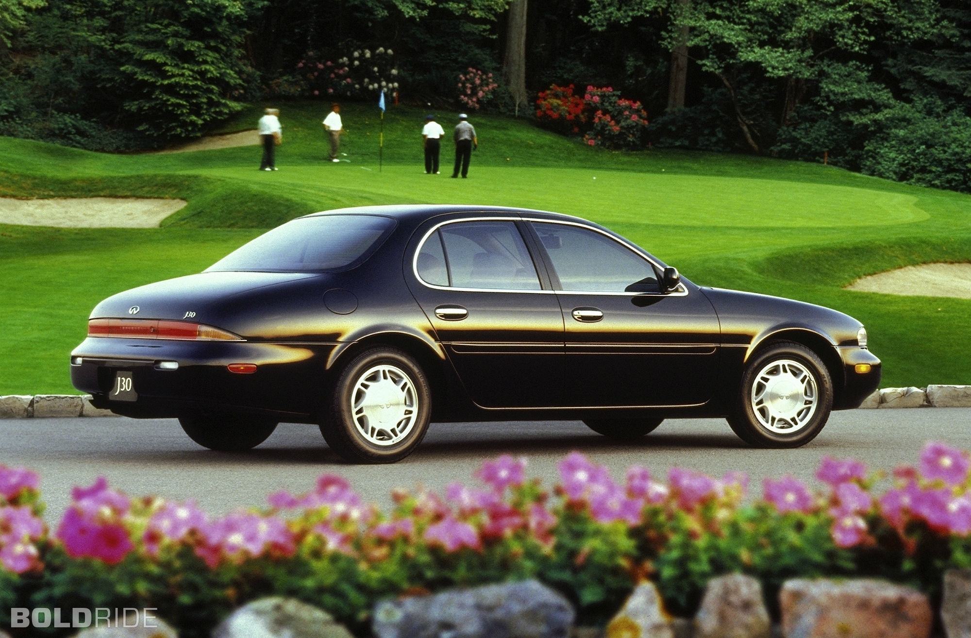 1997 Infiniti J30 VIN Check, Specs & Recalls - AutoDetective