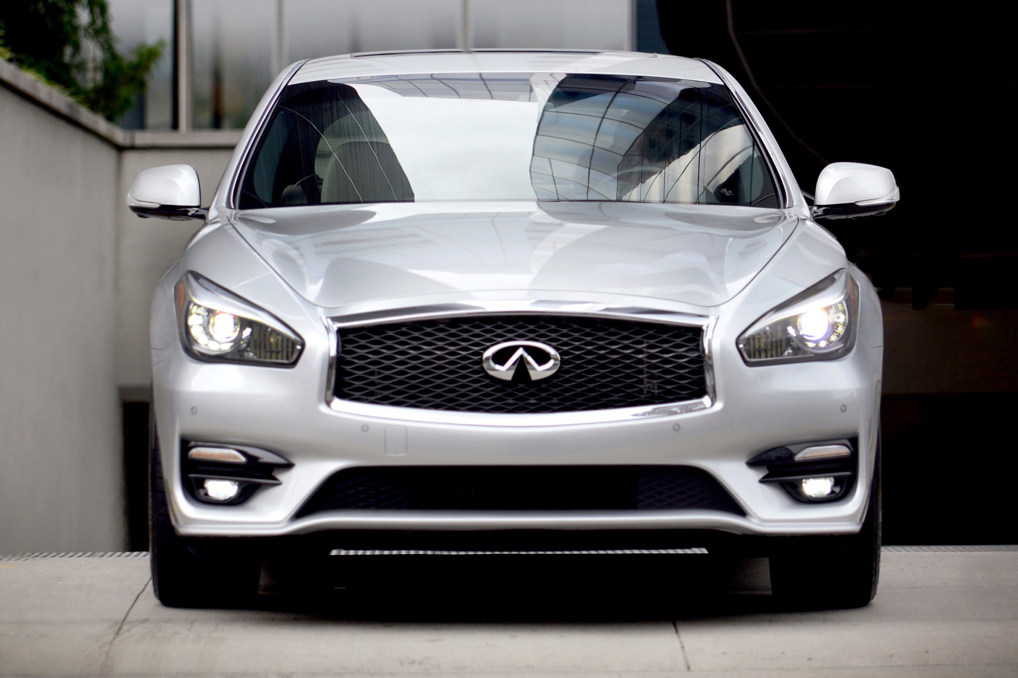 2016 Infiniti Q70 Specs, Prices, VINs & Recalls - AutoDetective