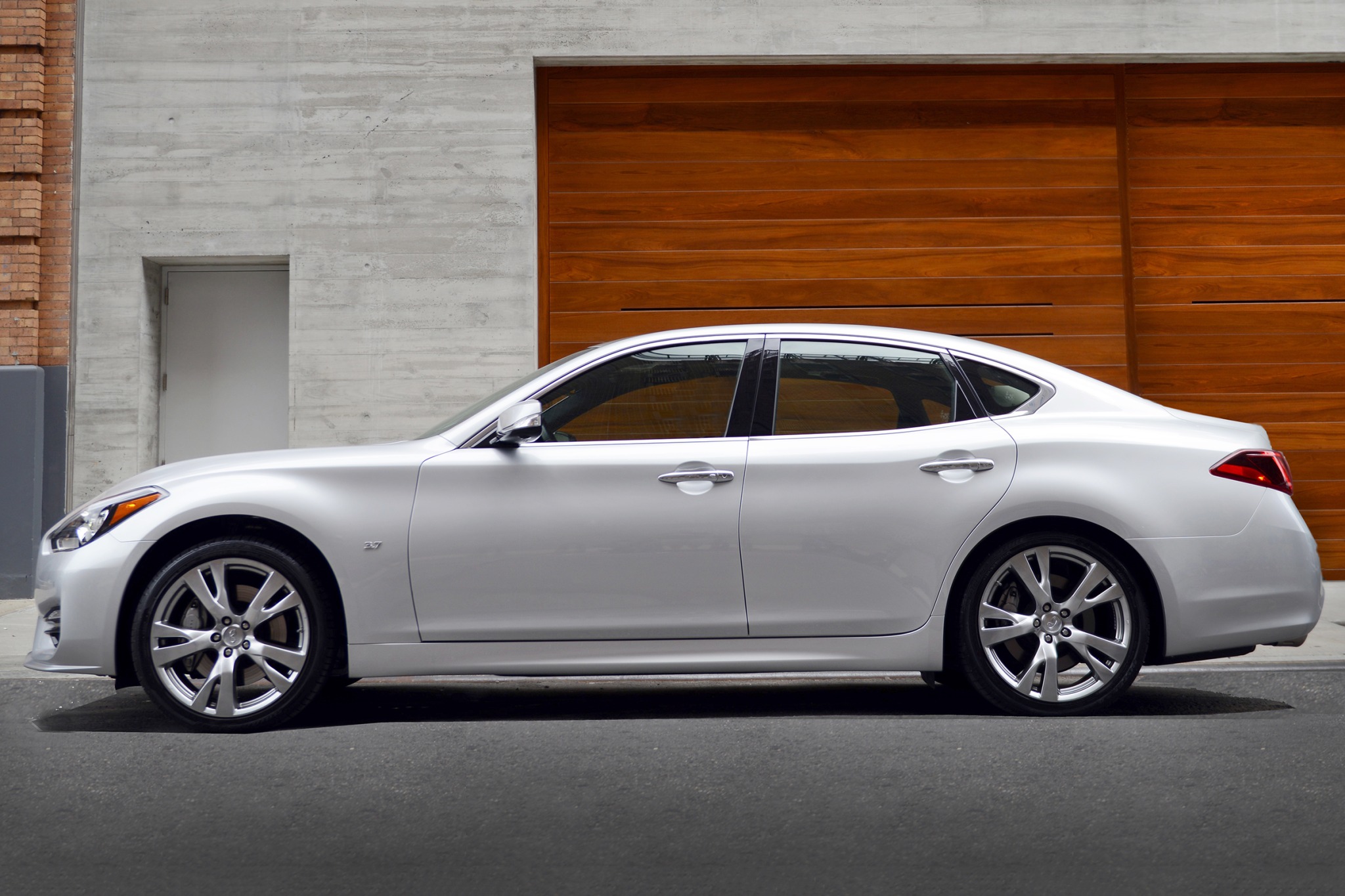 2016 Infiniti Q70 Specs, Prices, VINs & Recalls - AutoDetective