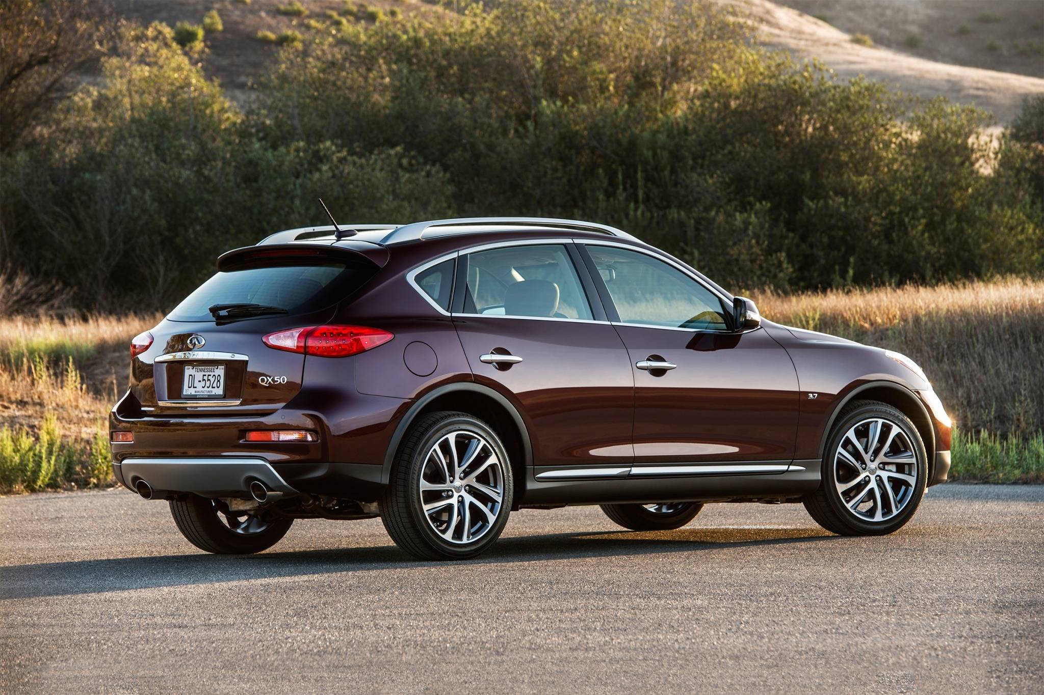 2017 Infiniti QX50 Specs, Prices, VINs & Recalls - AutoDetective