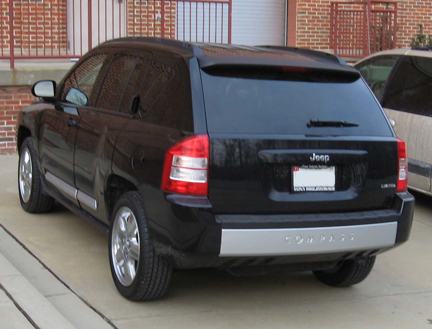 2007 Jeep Compass VINs, Configurations, MSRP & Specs - AutoDetective