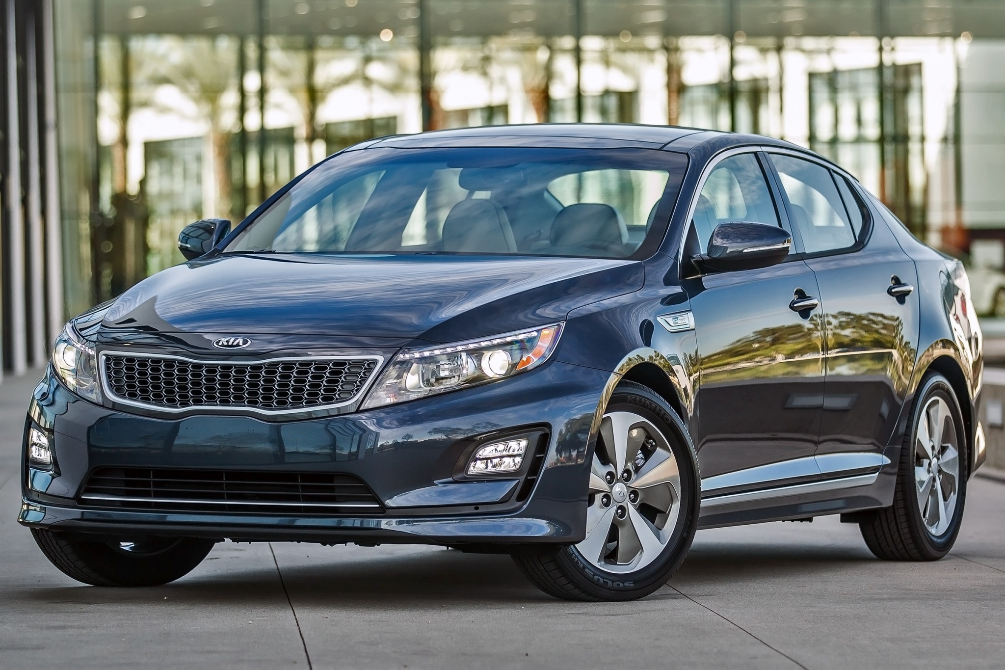 2015 Kia Optima Hybrid VINs, Configurations, MSRP & Specs - AutoDetective