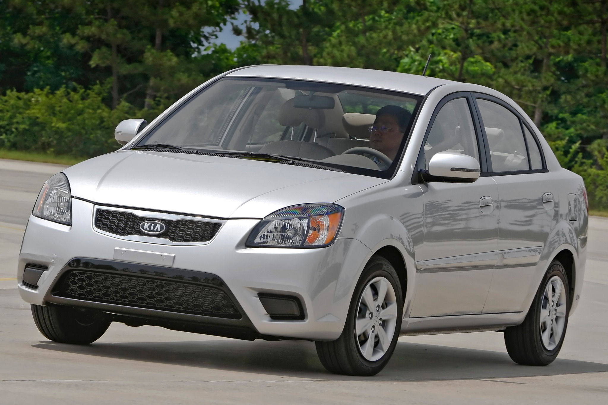 2010 Kia Rio VINs, Configurations, MSRP & Specs - AutoDetective
