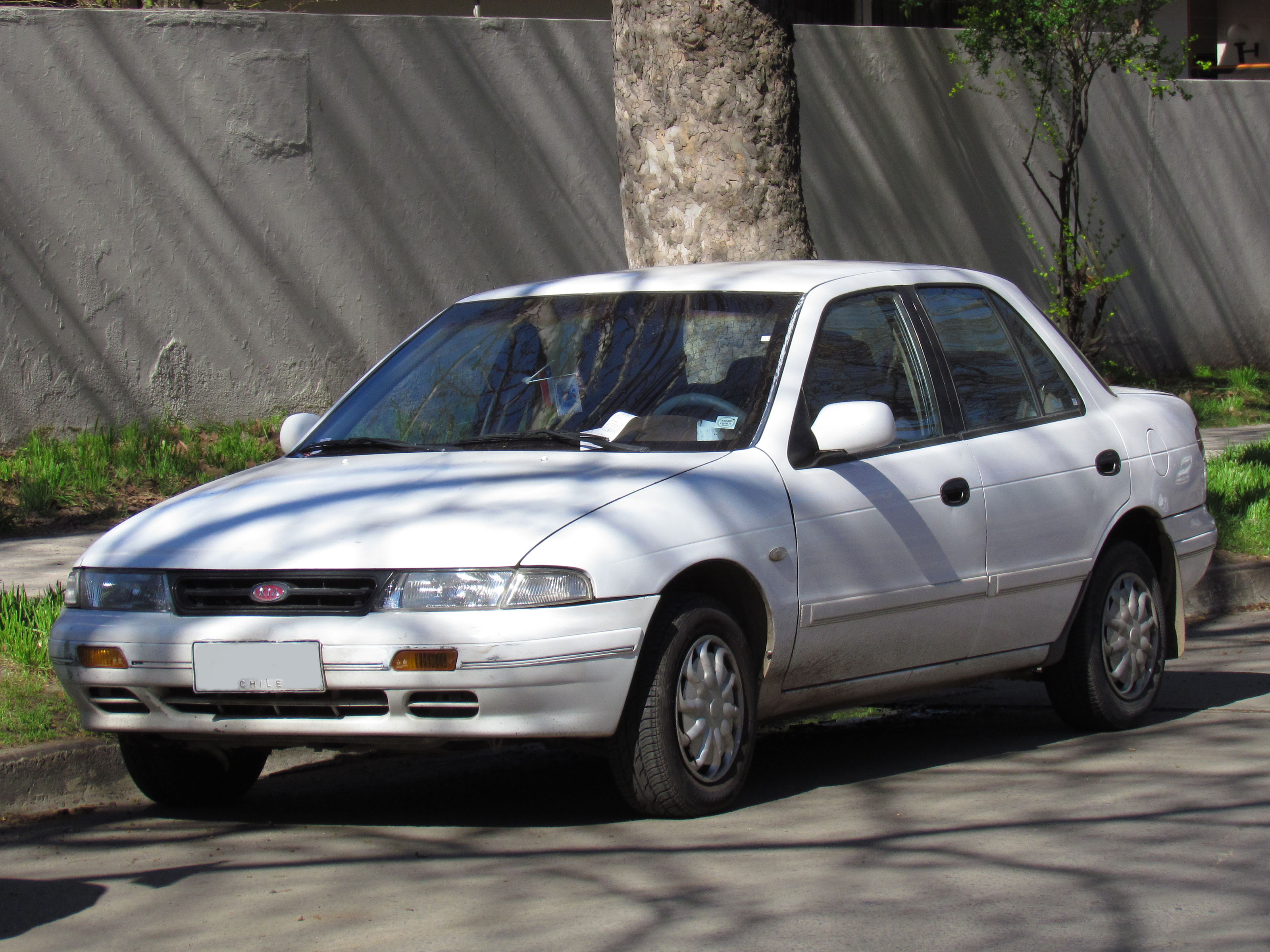 1994 Kia Sephia VINs, Configurations, MSRP & Specs - AutoDetective