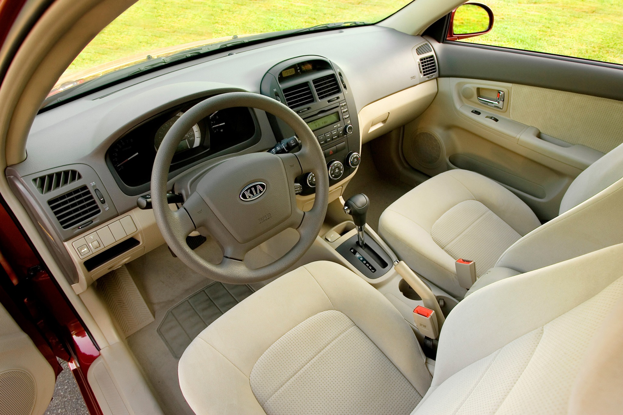 2008 Kia Spectra VINs, Configurations, MSRP & Specs - AutoDetective