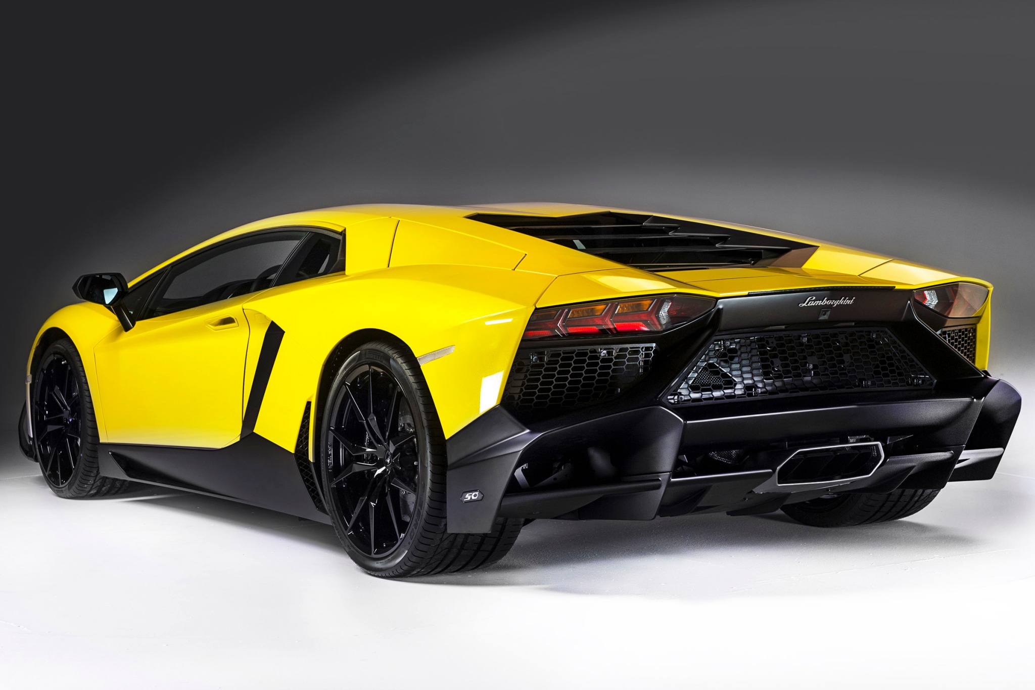 2014 Lamborghini Aventador Specs, Prices, VINs & Recalls - AutoDetective