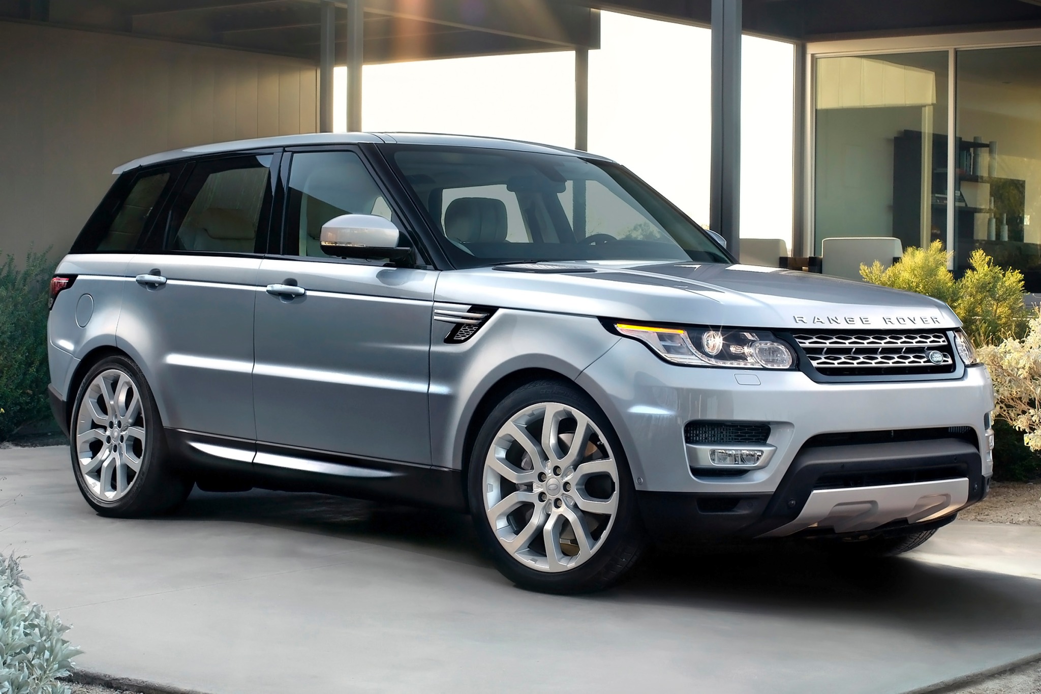 2015 Land Rover Range Rover Sport Specs, Prices, VINs & Recalls ...