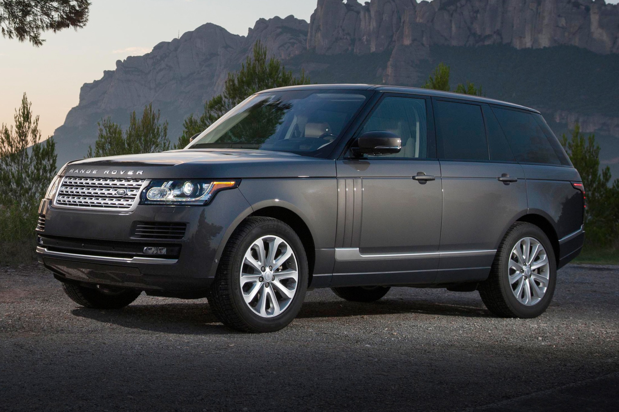 2016 Land Rover Range Rover Specs, Prices, VINs & Recalls - AutoDetective