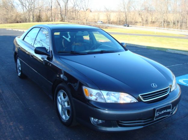 2000 Lexus ES 300 VINs, Configurations, MSRP & Specs - AutoDetective
