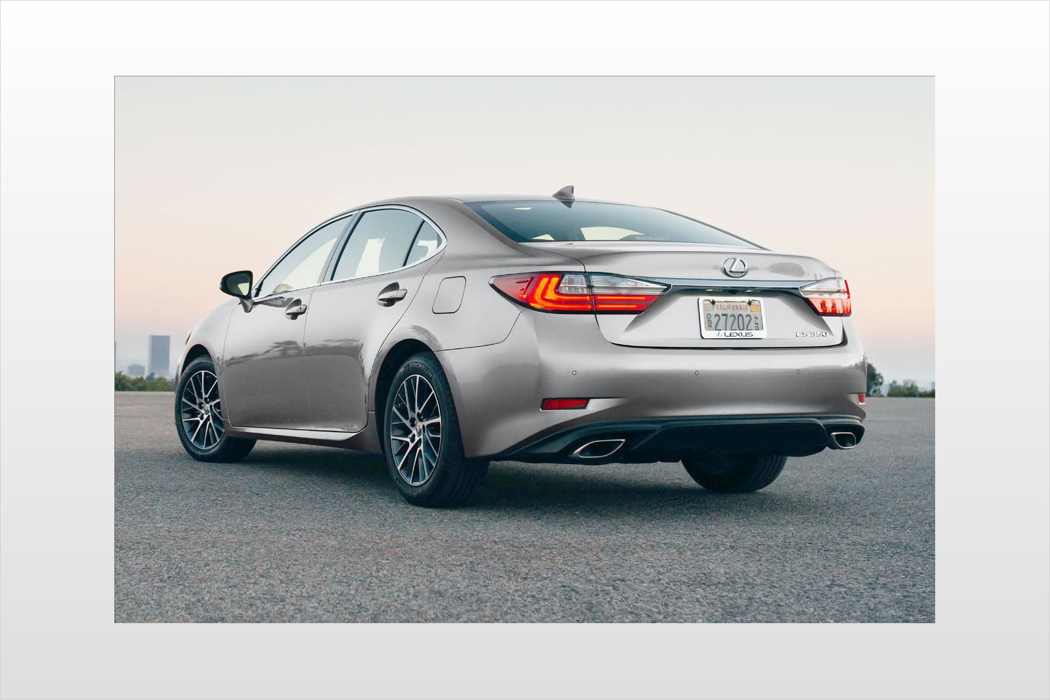 2016 Lexus ES 350 VINs, Configurations, MSRP & Specs - AutoDetective