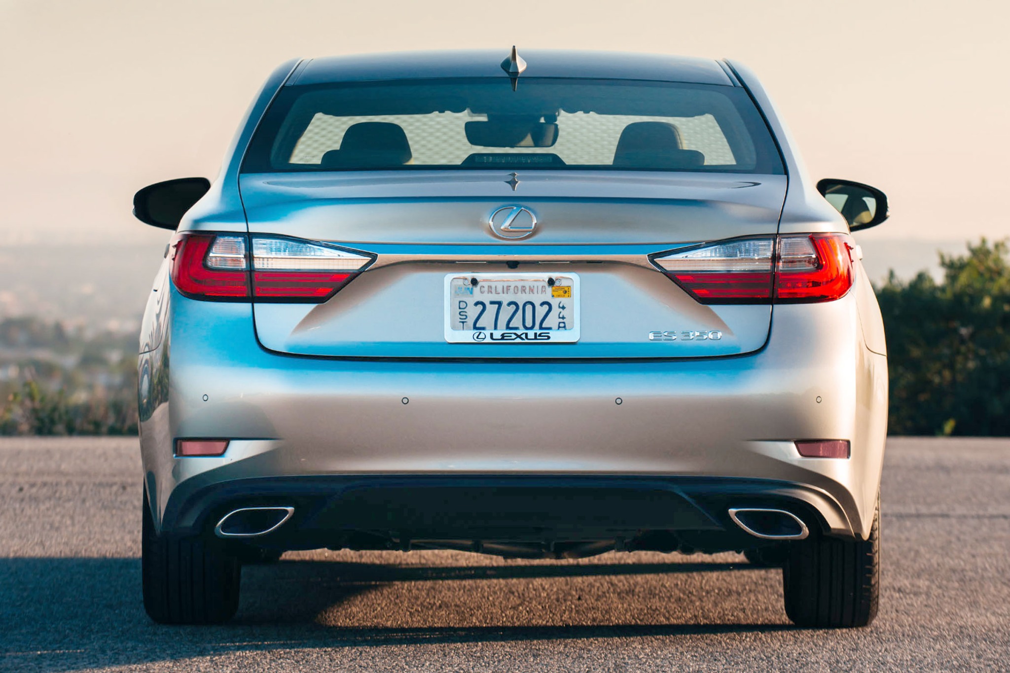 2016 Lexus ES 350 VINs, Configurations, MSRP & Specs - AutoDetective