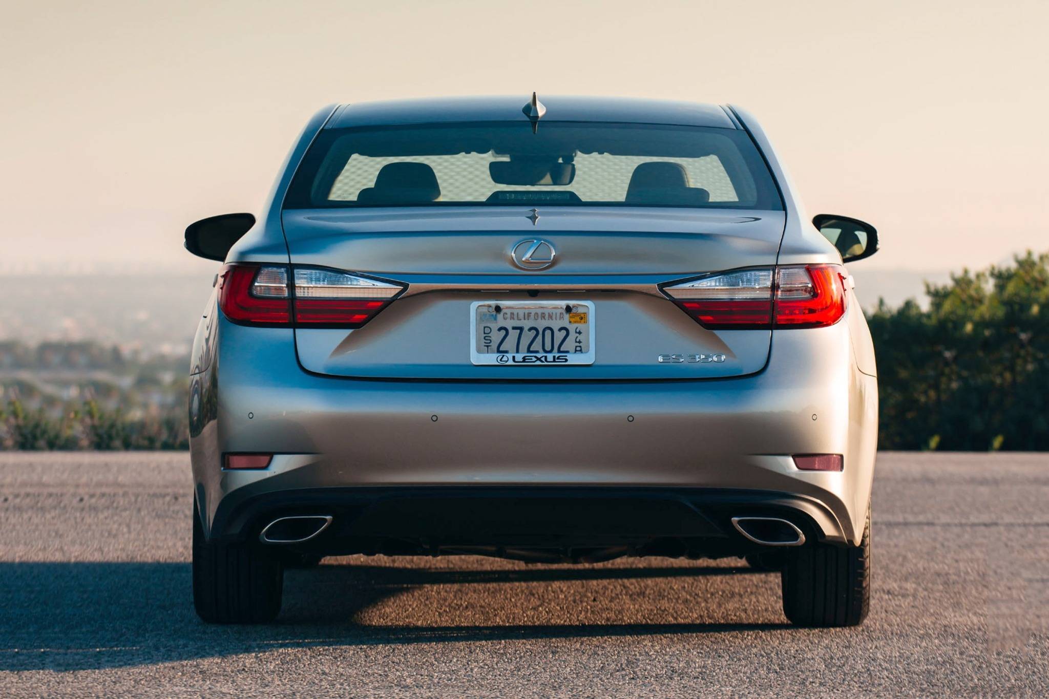 2017 Lexus ES 350 VINs, Configurations, MSRP & Specs - AutoDetective