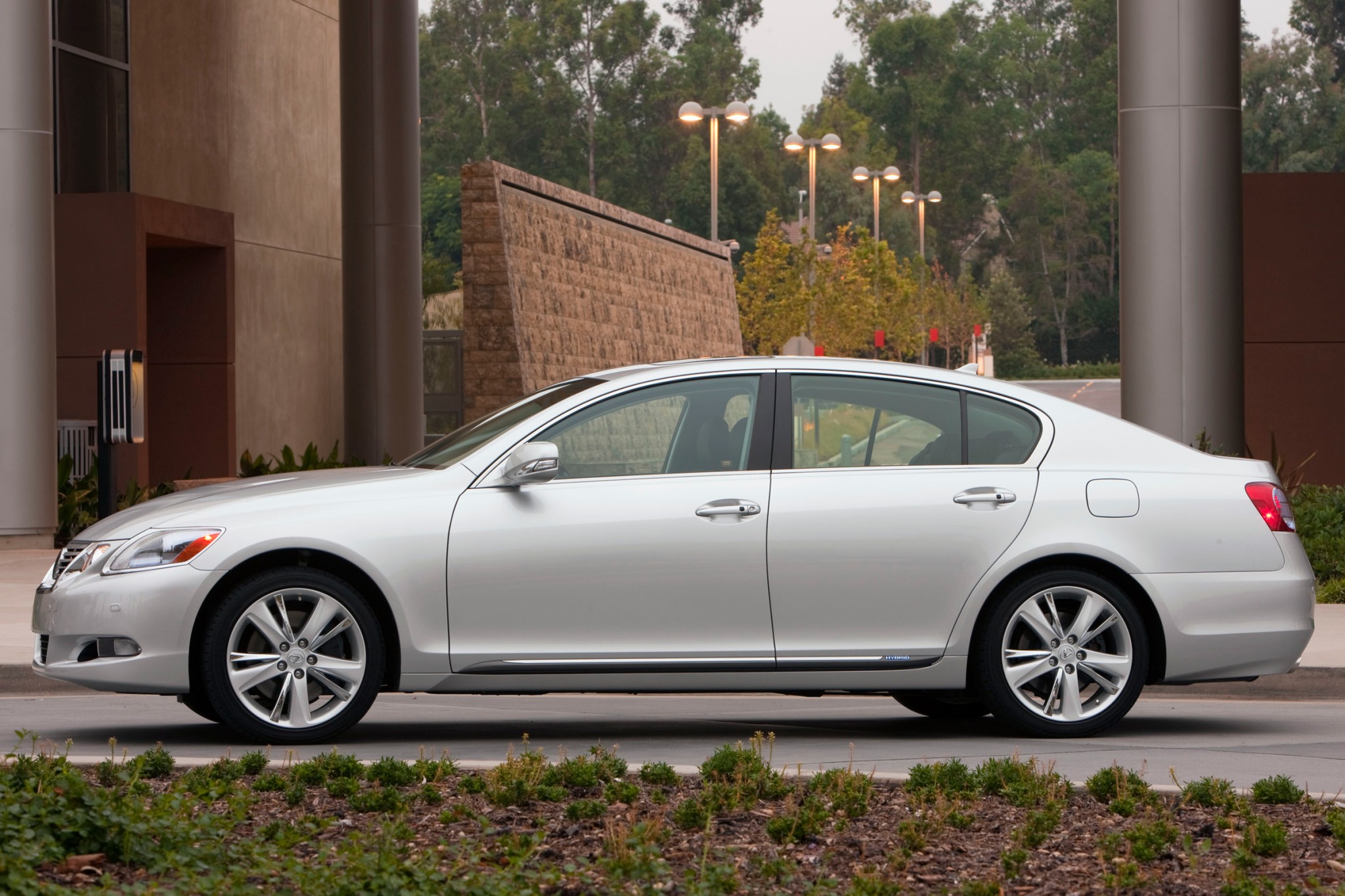 2010 Lexus GS 450h VINs, Configurations, MSRP & Specs - AutoDetective