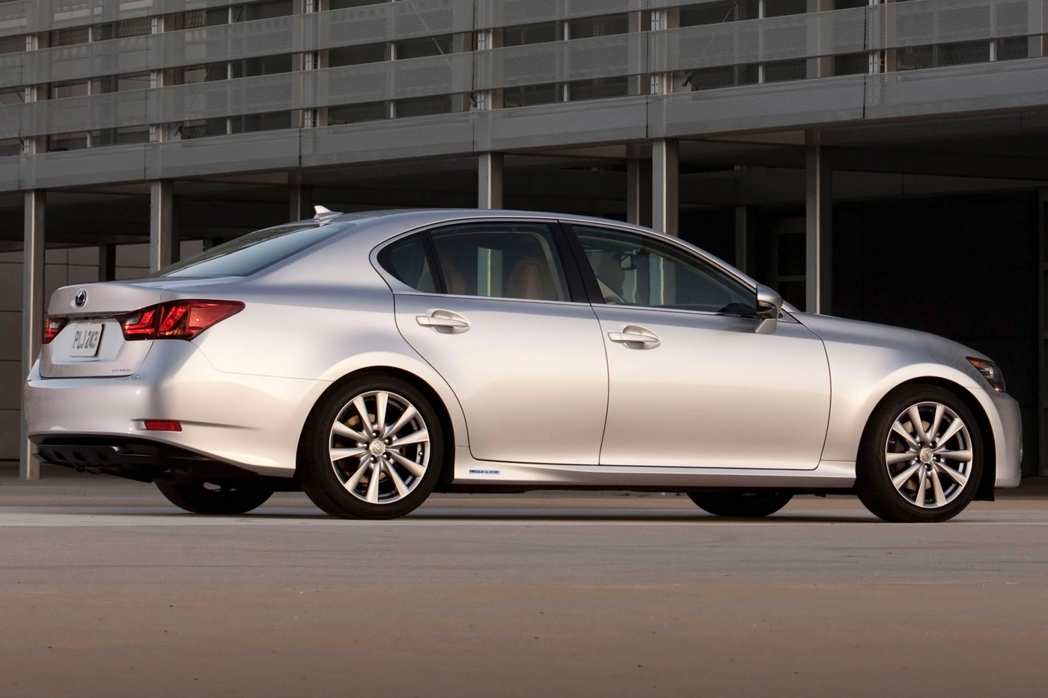 2014 Lexus GS 450h VINs, Configurations, MSRP & Specs - AutoDetective