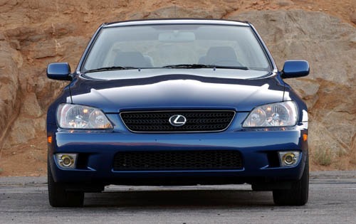 2005 Lexus IS 300 VINs, Configurations, MSRP & Specs - AutoDetective