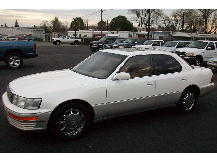 1993 Lexus LS 400 VINs, Configurations, MSRP & Specs - AutoDetective