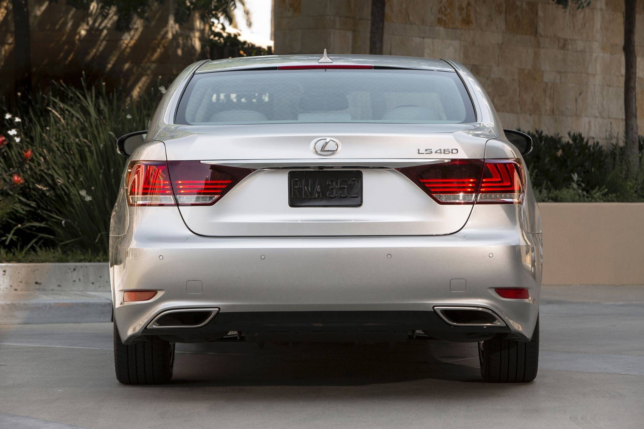 2017 Lexus LS 460 VINs, Configurations, MSRP & Specs - AutoDetective