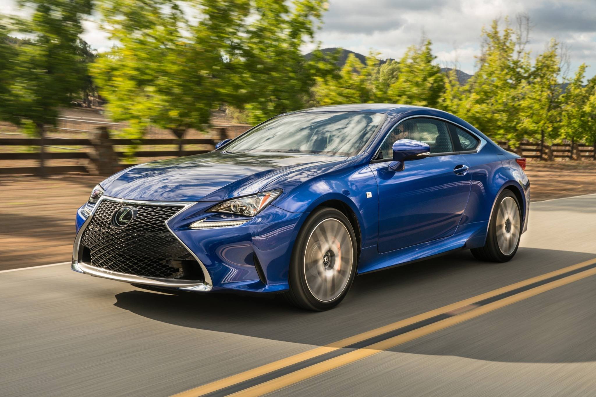 2017 Lexus RC 200t VINs, Configurations, MSRP & Specs - AutoDetective