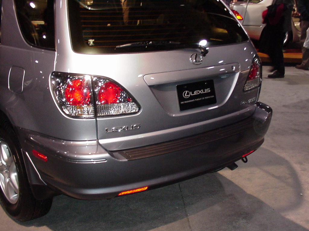 2001 Lexus RX 300 VINs, Configurations, MSRP & Specs - AutoDetective