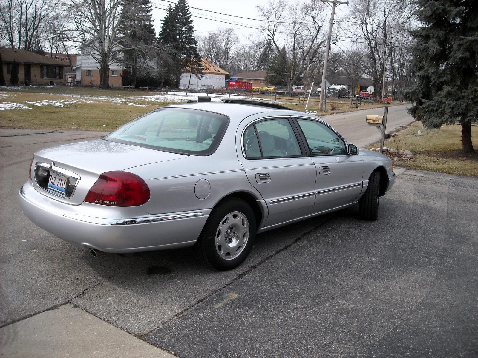 2000 Lincoln Continental Specs, Prices, VINs & Recalls - AutoDetective