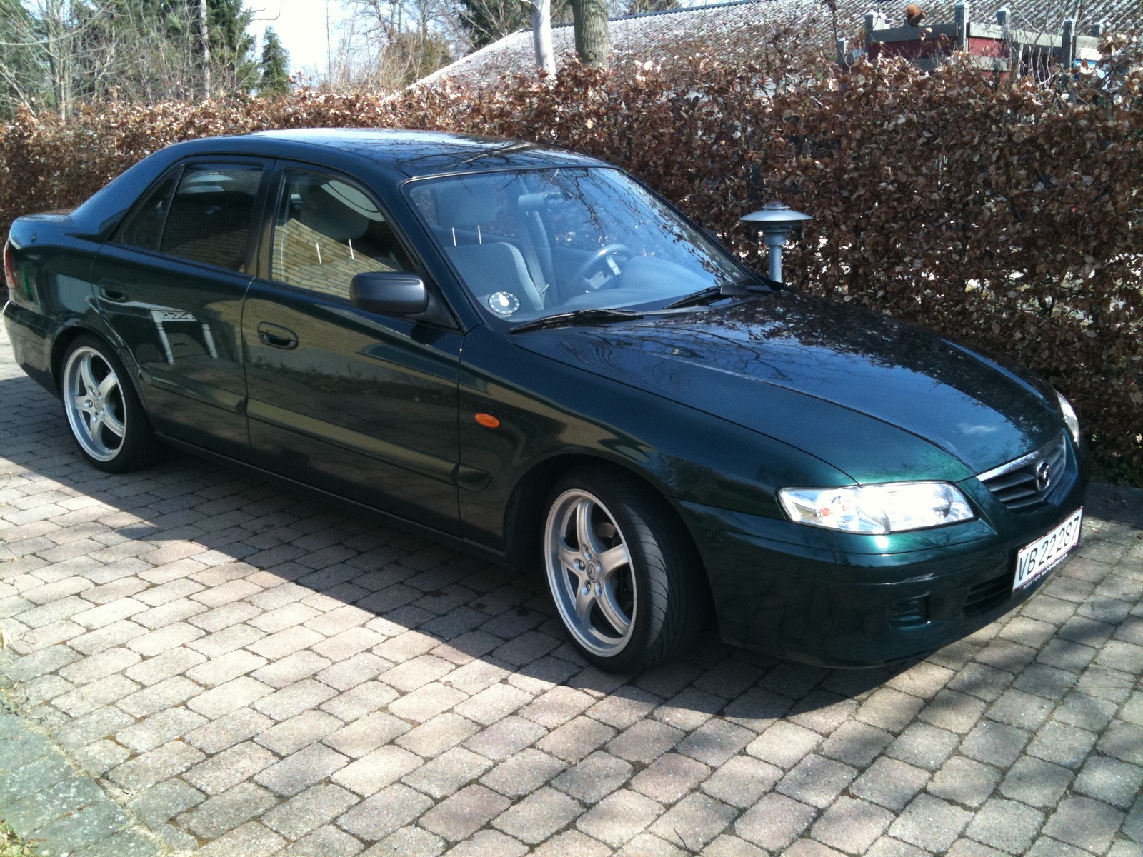 2001 Mazda 626 VINs, Configurations, MSRP & Specs - AutoDetective