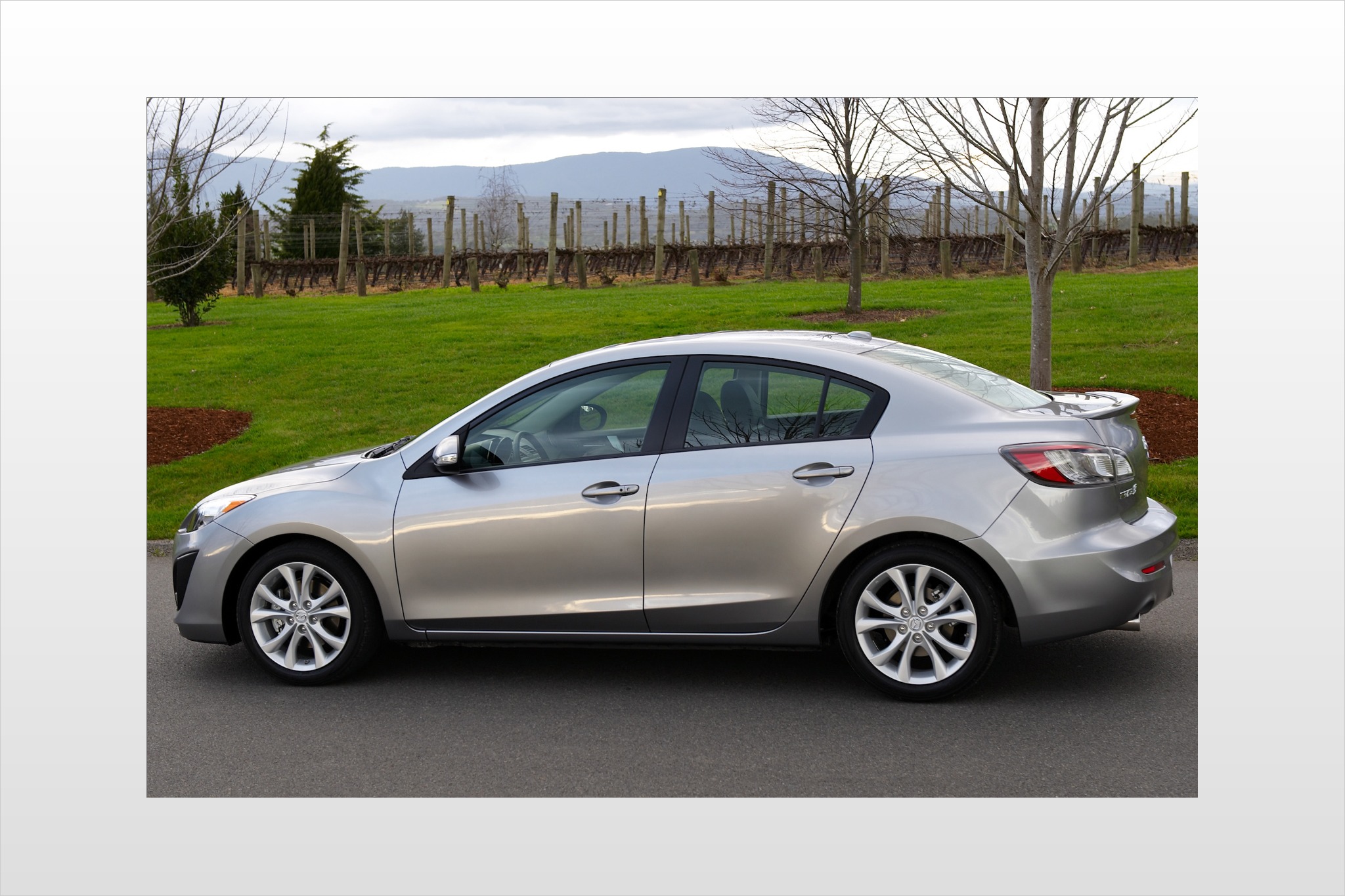 2010 Mazda MAZDA3 VINs, Configurations, MSRP & Specs - AutoDetective