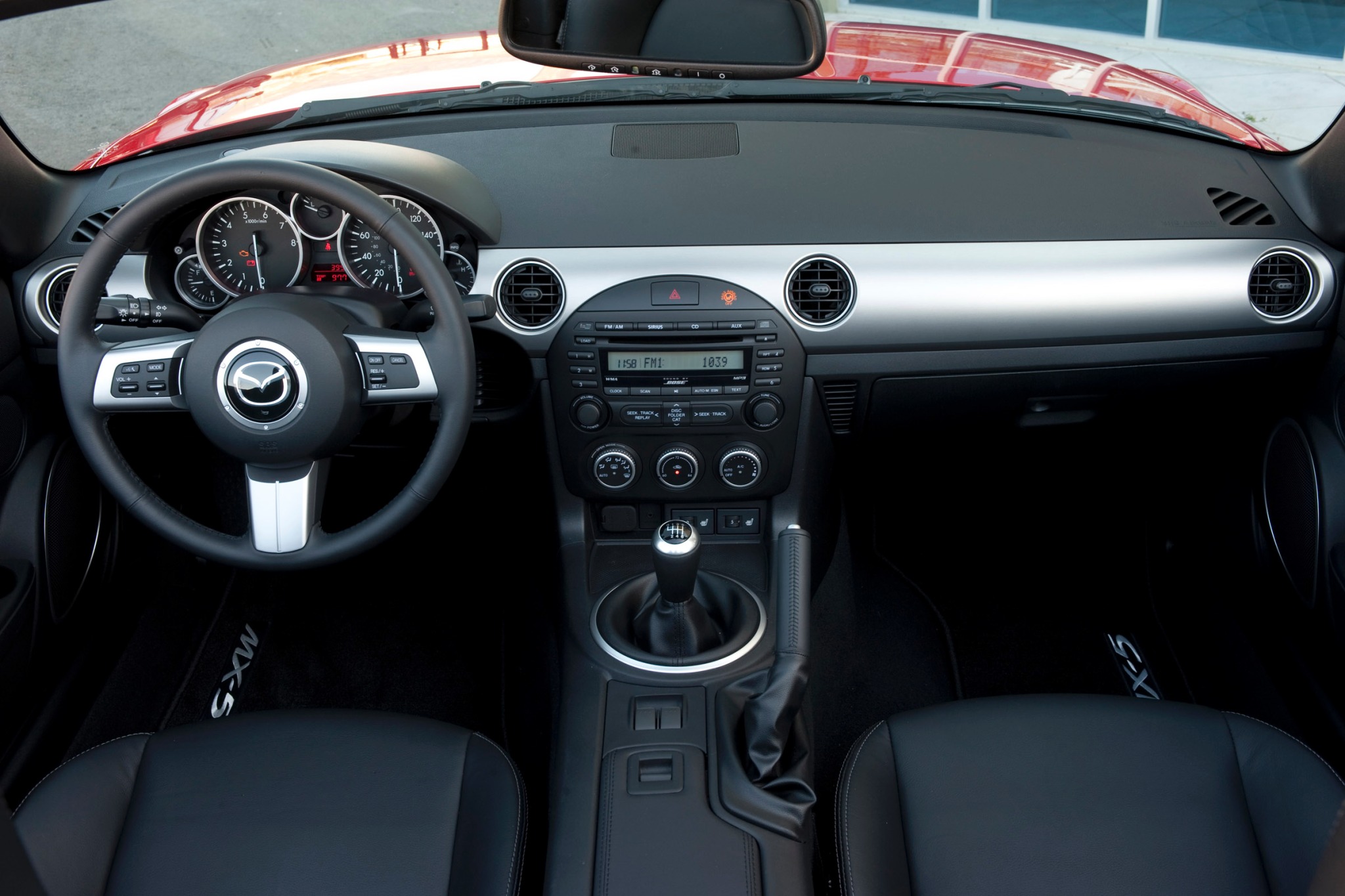 2013 Mazda MX-5 Miata VINs, Configurations, MSRP & Specs - AutoDetective
