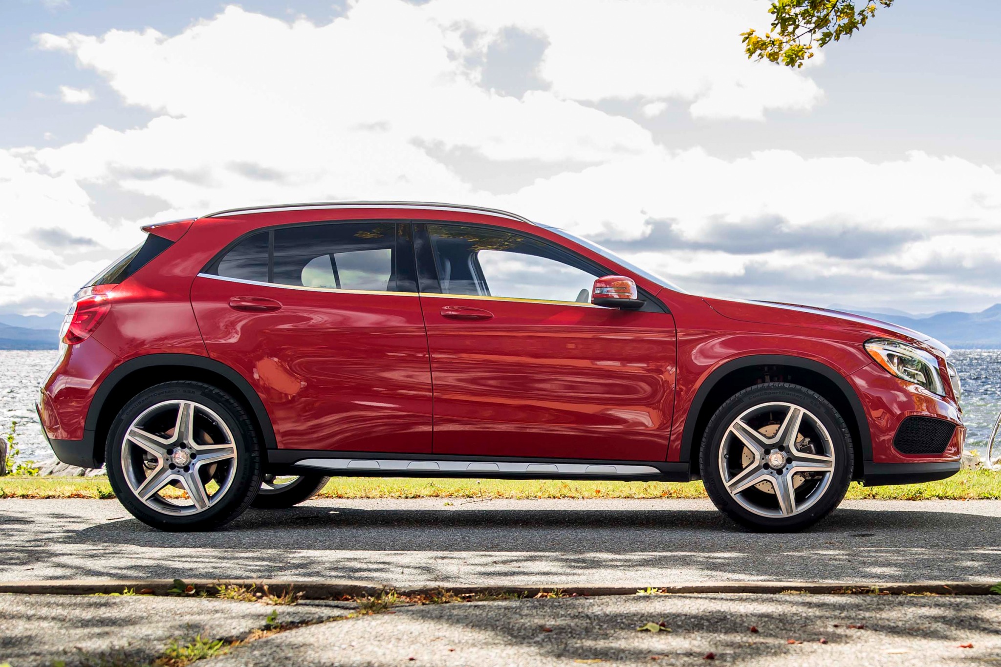 2016 Mercedes-Benz GLA-Class GLA250 VIN Lookup - AutoDetective